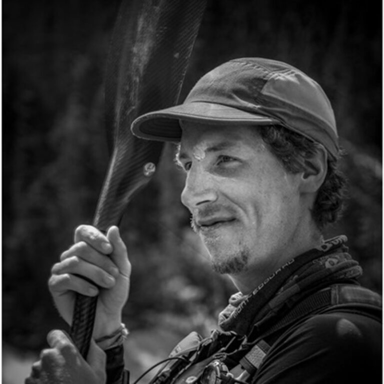 Mathieu Boulanger-Messier - Fjord en Kayak